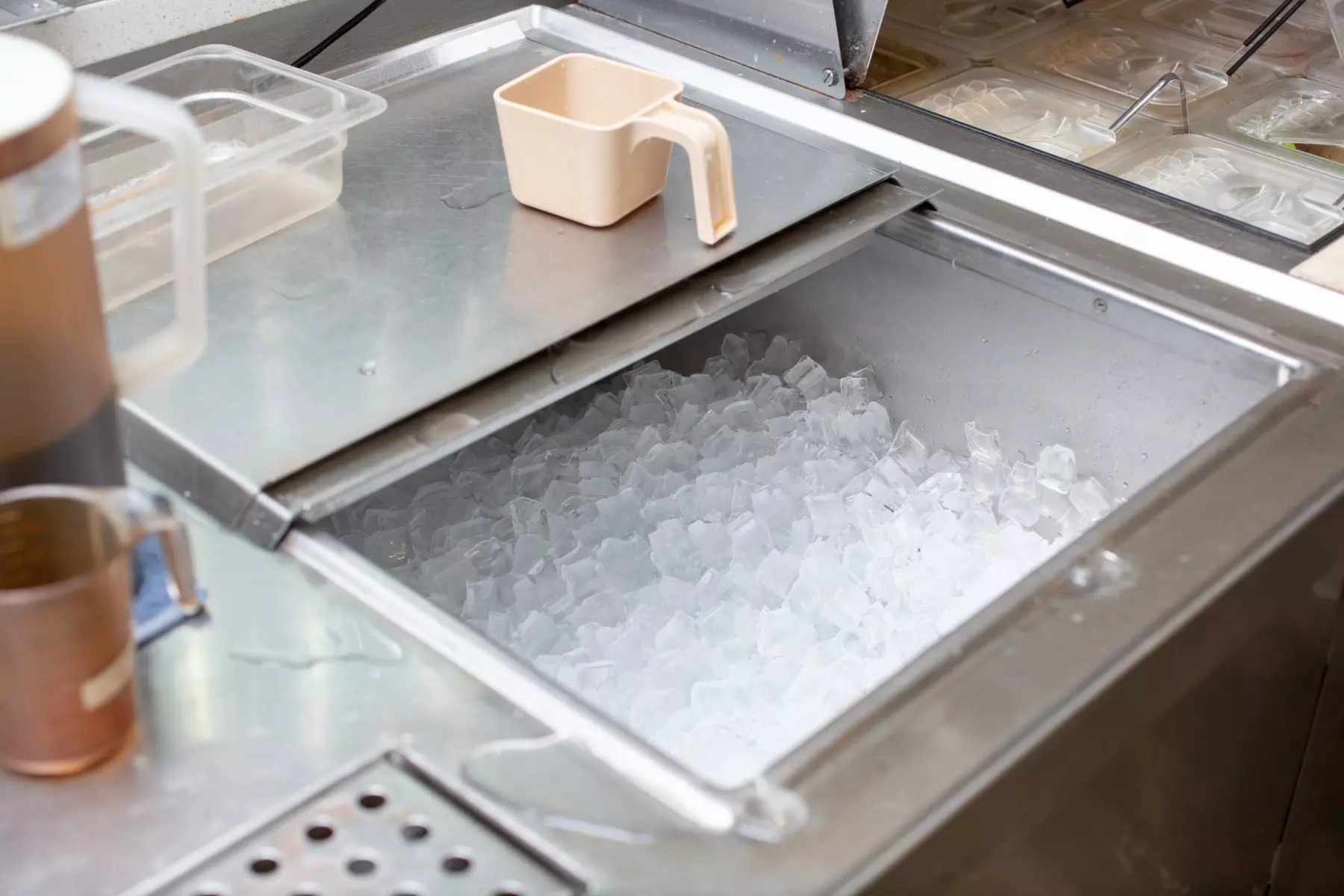 Icy Innovations: the Latest in Ice Maker Technology | Zanduco | Zanduco US
